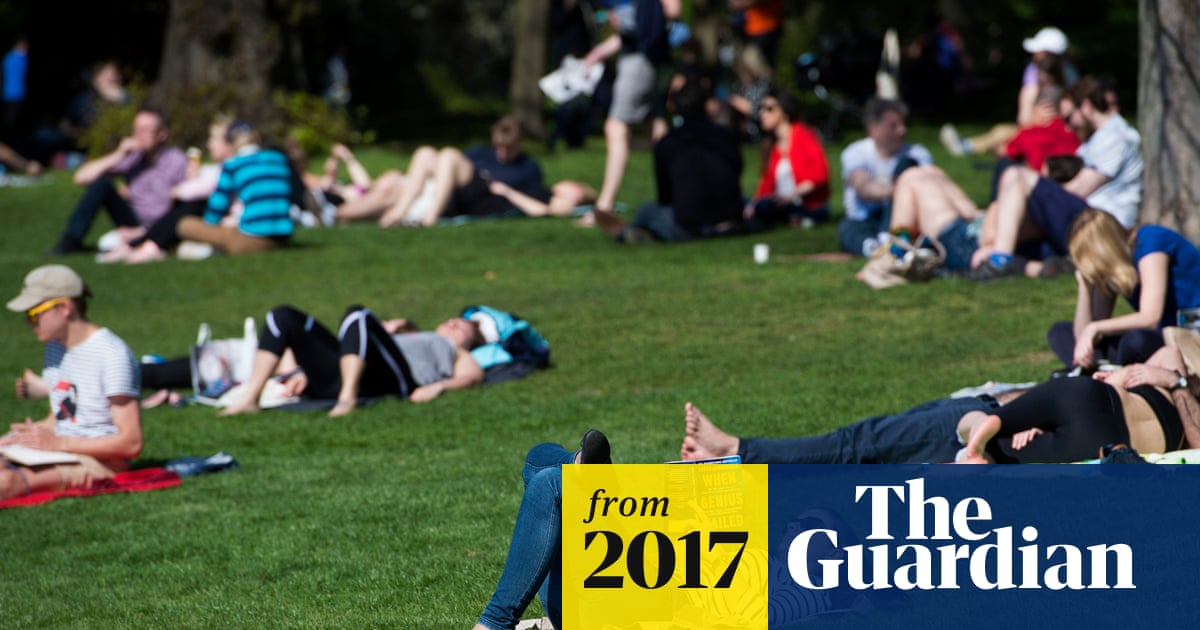 UK Enjoys Hottest Day Of The Year But Warm Weather Will Not Last UK uk-enjoys-hottest-day-of-the-year-but-warm-weather-will-not-last-uk