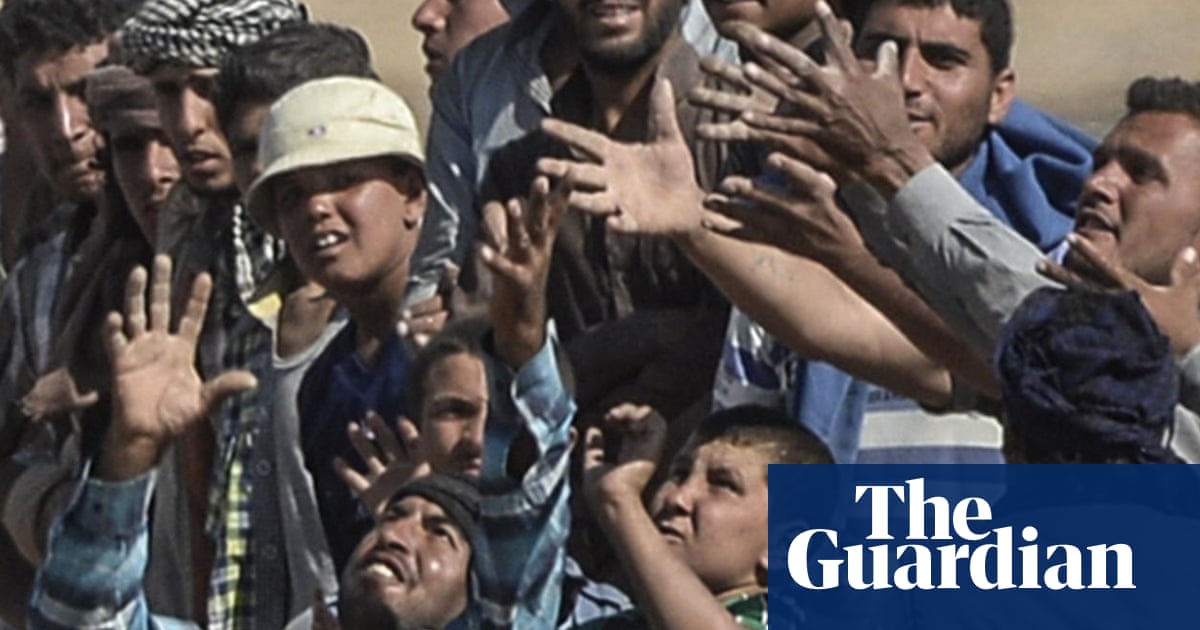 Syrian Refugees Cross Into Turkey In Pictures World News The Guardian