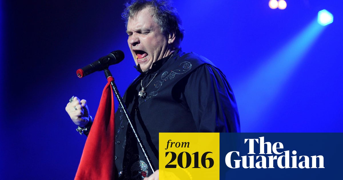 Singer Meat Loaf Collapses On Stage In Edmonton Canada Video Music The Guardian