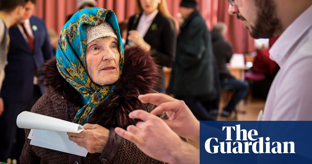 Russian Voters Go To The Polls In Pictures World News The Guardian