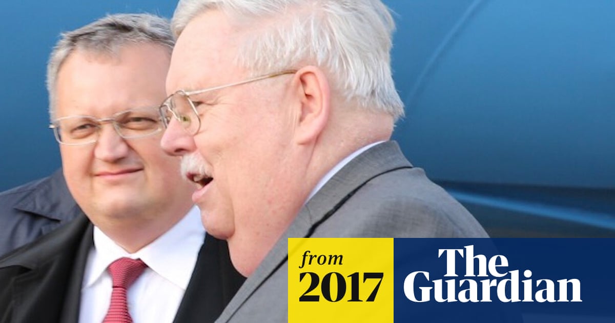 Russia Cuts Us Diplomatic Presence In Retaliation For Sanctions