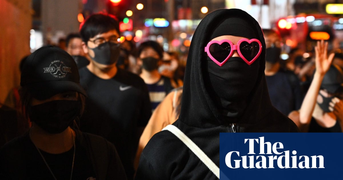 Hong Kong Protesters Defy The Mask Ban In Pictures World News The
