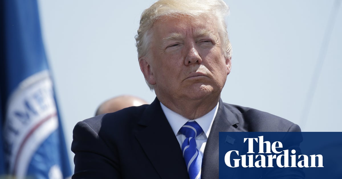 What Conservative Pundits Are Writing About Trumps Watergate Moment
