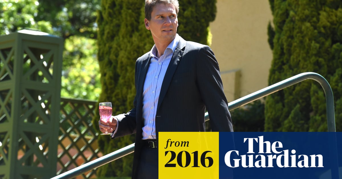Turnbull Orders Review Of Safe Schools Lgbti Program After Pressure