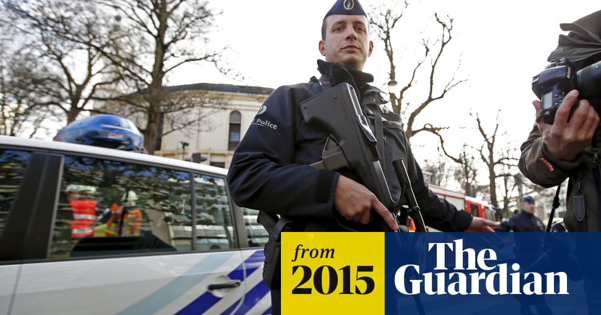 Brussels lowers terror threat level after days on maximum alert ... Brussels lowers terror threat level after days on maximum alert ...