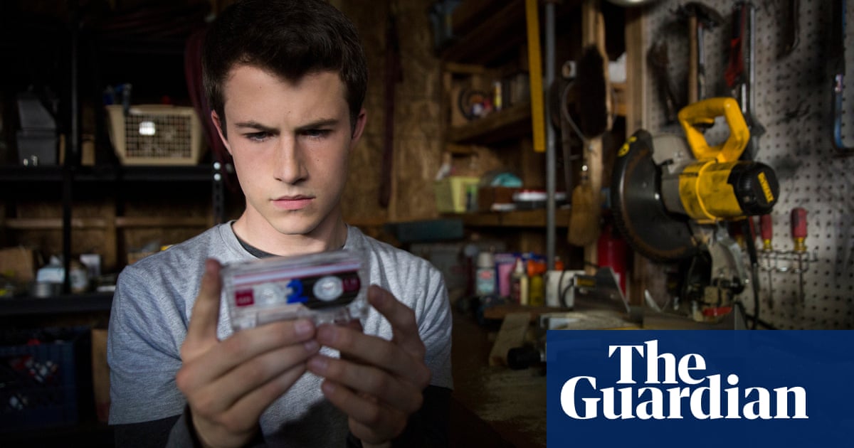13 Reasons Why Review Sex Drugs And Mixtapes In Netflixs High