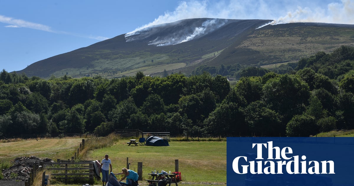 Wildfires Sweep Across Moors Outside Manchester In Pictures Uk News