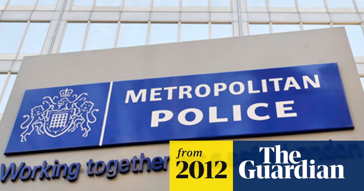 Metropolitan Police Buried Report In 2004 Warning Of Race Scandal