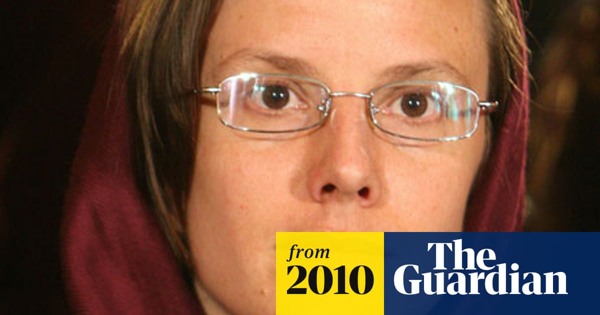 Iran Grants Bail To Detained Us Hiker Sarah Shourd Iran The Guardian