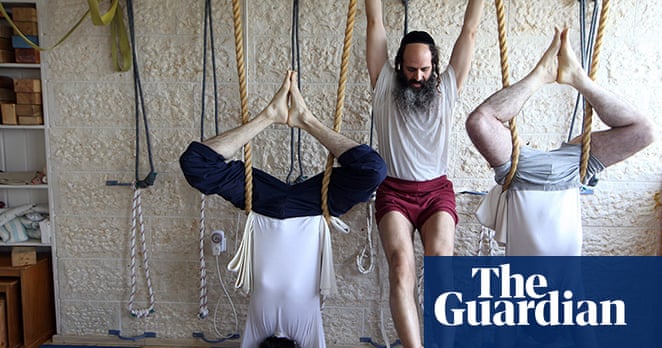 24 Hours In Pictures News The Guardian