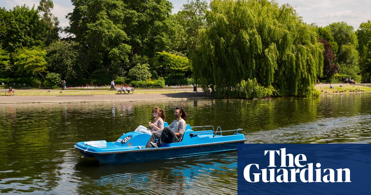 Hottest Day Of The Year In Pictures UK News The Guardian hottest-day-of-the-year-in-pictures-uk-news-the-guardian