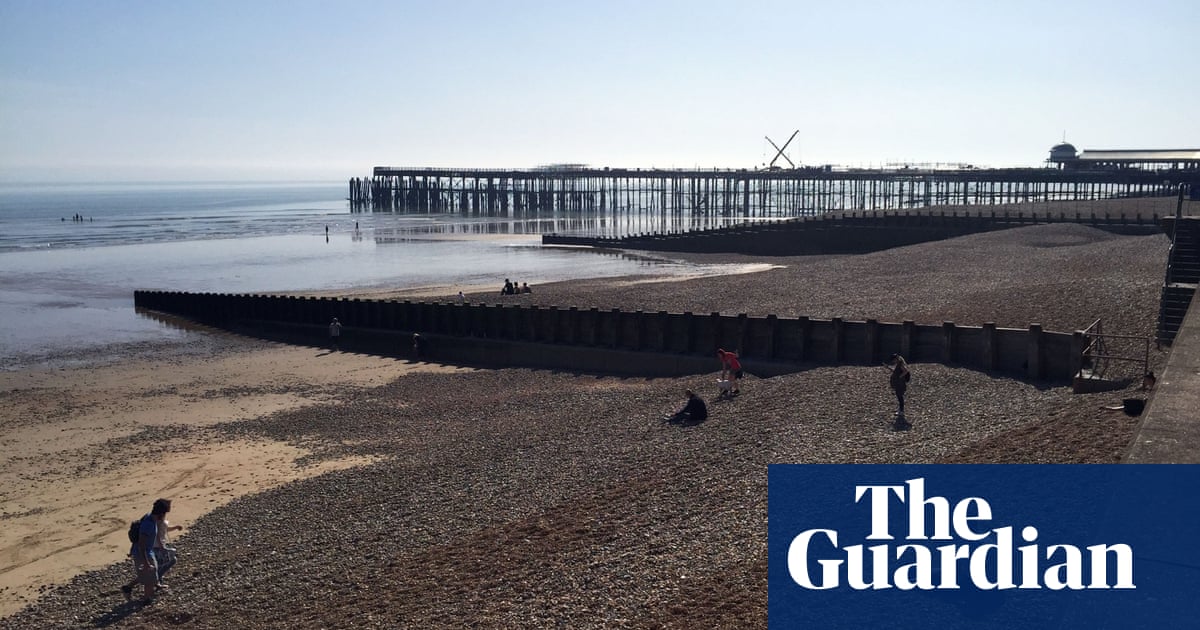 Hottest Day Of The Year So Far In Pictures UK News The Guardian hottest-day-of-the-year-so-far-in-pictures-uk-news-the-guardian