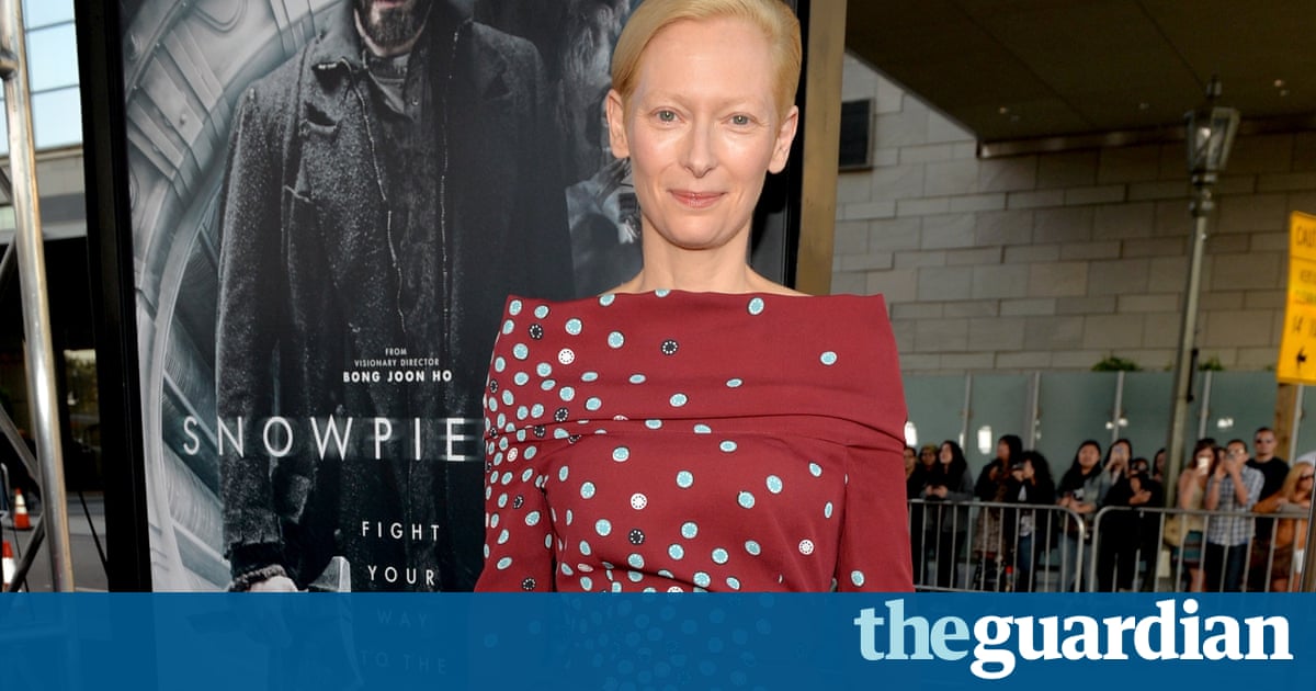 Tilda Swinton Set To Play Gender Swapped Doctor Strange Mentor Film