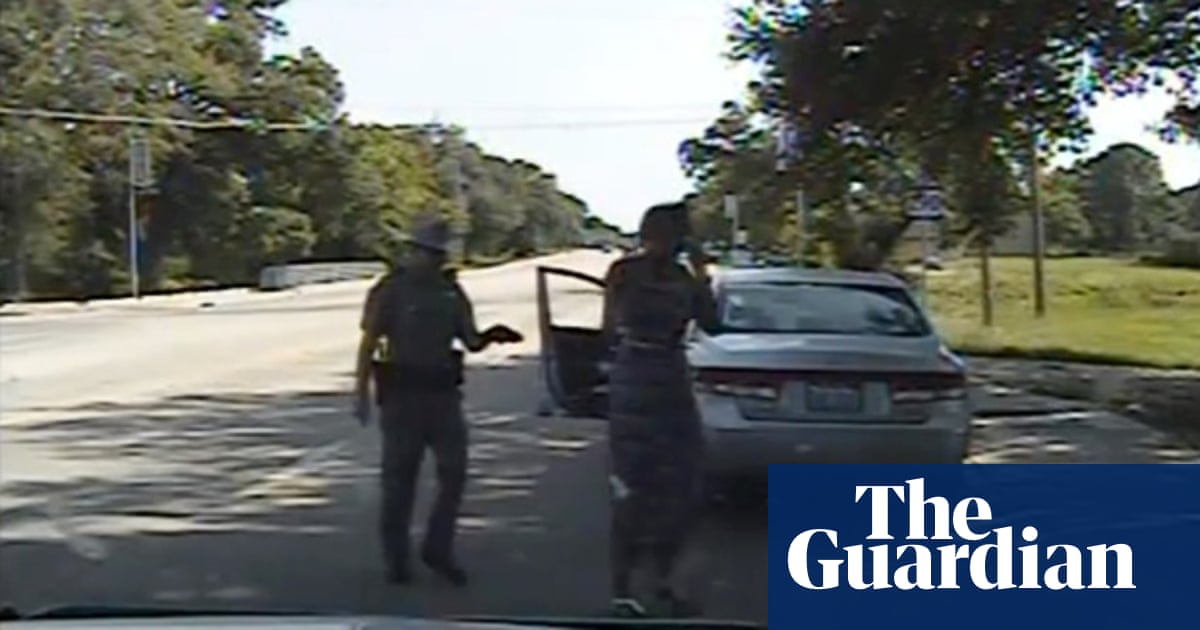 Sandra Bland dashcam video raises doubts about officer's basis for ... Sandra Bland dashcam video raises doubts about officer's basis for ...