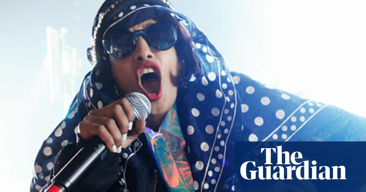 MIA s Paper Planes Turns Globalisation Inside Out Music The Guardian mia-s-paper-planes-turns-globalisation-inside-out-music-the-guardian